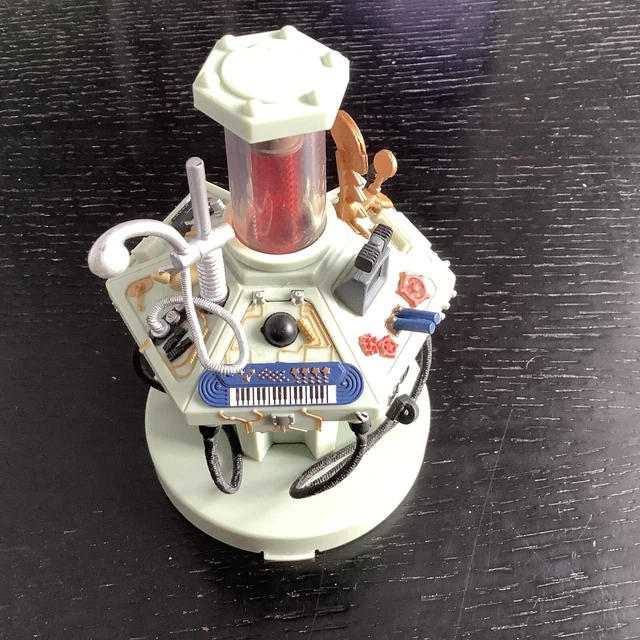 11TH DOCTOR WHO Junk TARDIS Console Playset Control Room Toy £9.50 ...