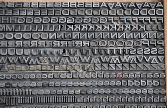 POLICE DE CARACTÈRES GROTESK 16 plomb lettres typographie imprimerie ...