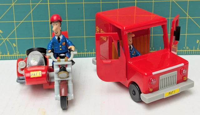 POSTMAN PAT TOYS Vehicles Royal Mail Van+ Motorcycle sidecar Pat & Jess ...