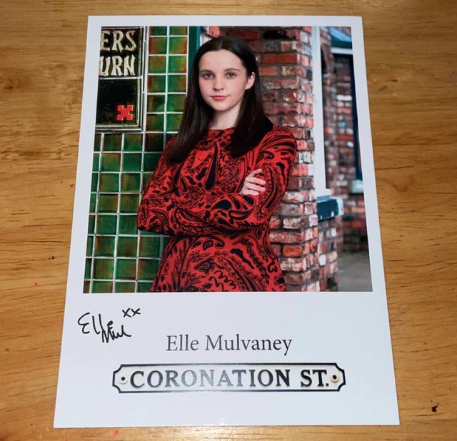 ELLE MULVANEY (AMY Barlow) NEW 2023 Unsigned Coronation Street Cast ...