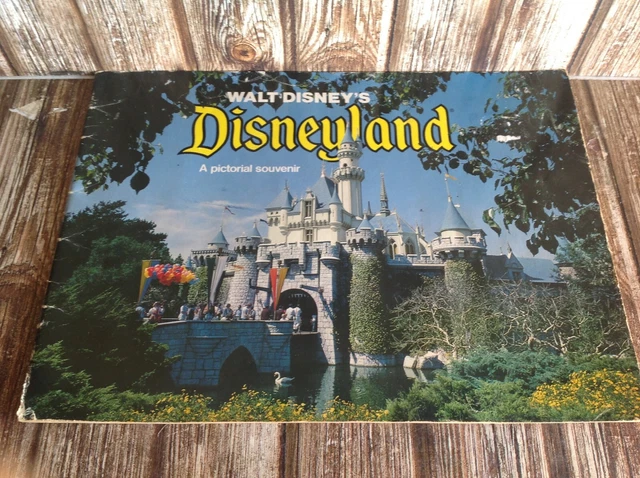 WALT DISNEY'S DISNEYLAND - A Pictorial Souvenir 1977 Vintage Edition ...