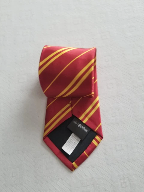 HARRY POTTER GRYFFINDOR House Tie With Red And Gold Diagonal Stripes ...
