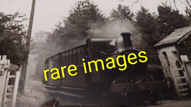 ISLE OF MAN Railway Narrow Gauge Steam Locomotive at a crossing £2.24 ...