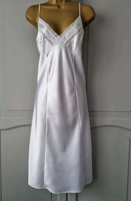 LADIES VTG M&S White Liquid Satin Polyester Full Slip Size 16 £5.00 ...