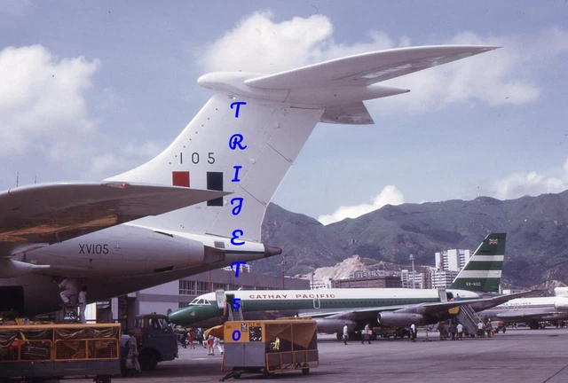 35MM SLIDE VC10 XV105 Tail & Cathay Pacific CV880 Kai Tak 1972 myref ...