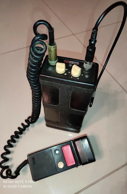 GERMAN DDR NVA Army - original radio station RFT U-700. Absolutely RARE ...