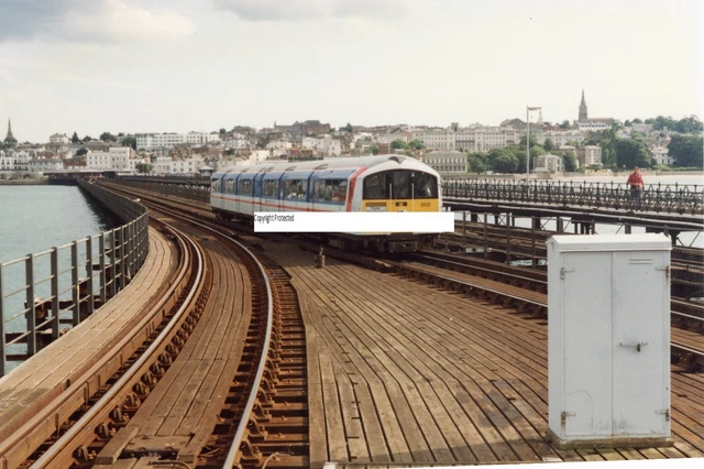 BRITISH RAIL PHOTOGRAPH ex London Underground 38 Stock Isle of Wight ...