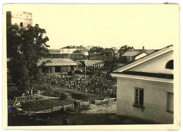 ORIG. FOTO GEFANGENENLAGER Gefangene SCHITOMIR Shitomir Schytomyr ...