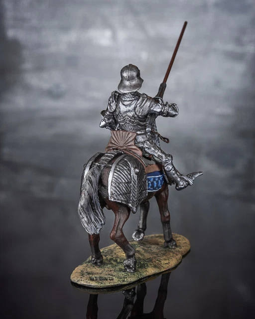 TOY SOLDIER KNIGHT Gothic armor Collectible Miniature Painted 1/32 ...
