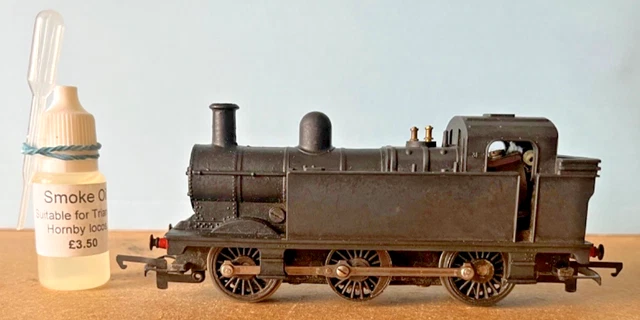 TRIANG R.52 0-6-0 3F Jinty Tank Engine With Synchrosmoke. Plain Black ...