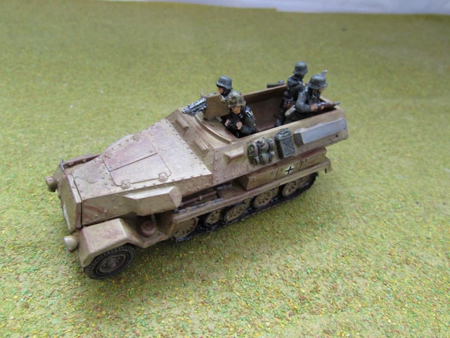 1/72 20MM WW2 German Sd.Kfz 251 Half Track & Infantry Painted *AB ...