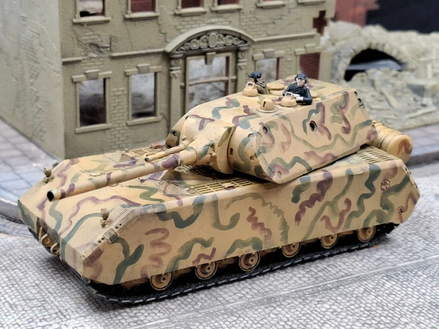 PANZERKAMPFWAGEN VIII MAUS Resin + Crew gebaut+gebrusht+gealtert 1:72 ...