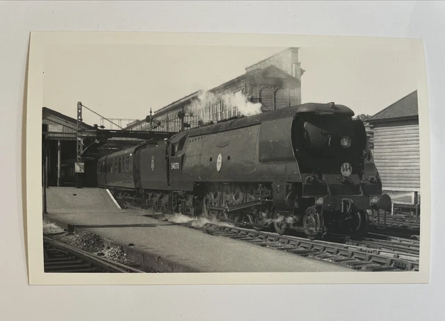 BR RAILWAY LOCOMOTIVE Photograph West Country Class Unrebuilt 34070 F13 ...