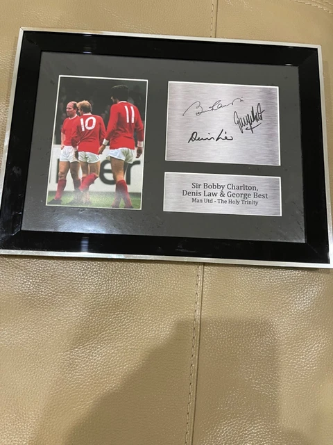 SIGNED SIR BOBBY Charlton George Best Denis Law Holy Trinity Card ... SIGNED SIR BOBBY Charlton George Best Denis Law Holy Trinity Card ...