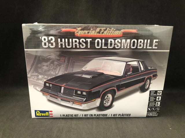 REVELL 1983 HURST Oldsmobile 1:25 Scale Plastic Model Kit 4317 $33.25 ...