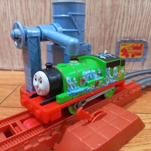 THOMAS & FRIENDS Track Master Water Tower & Percy Train Starter Set ...