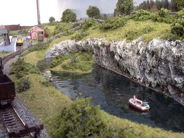 N GAUGE MODEL Railway Layout, Fully Scenic, 6' x 24", Quarry, Built To ...