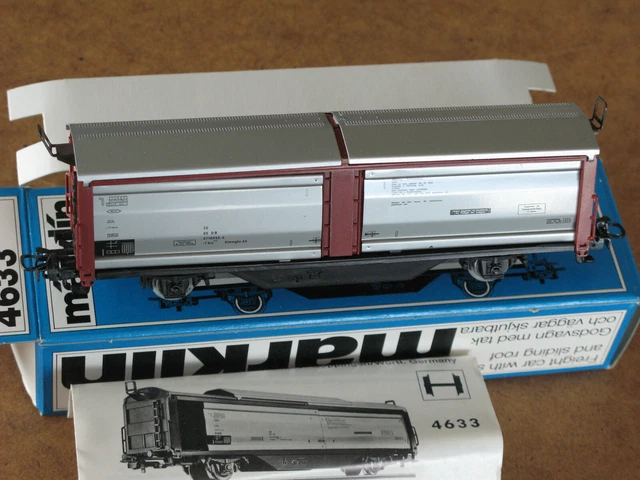 MÄRKLIN 4633 GROSSRAUMGÜTERWAGEN mit Schiebewänden und Klappdach in OVP ...