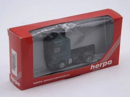 HERPA 144377 - Mercedes-Benz Actros LH Solo Zugmaschine 2a Grün1:87 in ...