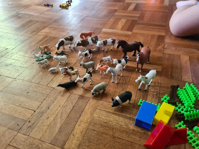 VINTAGE BRITAINS FARM ZOO ANIMALS Plastic Figures Job Lot Bundle 1970s ...