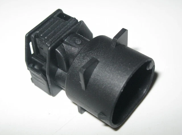 BMW WIRING CABLE Plug Terminal Connector Housing 3-Pole 61131378414 New ...