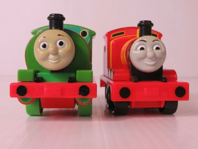 THOMAS AND FRIENDS Early Engineers PERCY/JAMES Magnetic Wooden 2009 X2 ...
