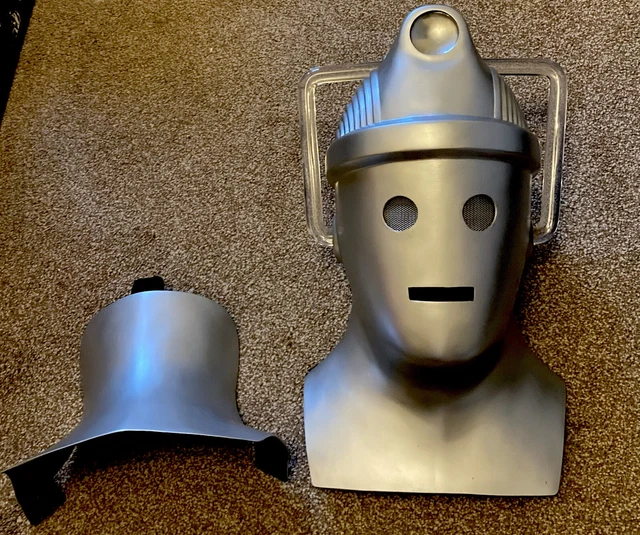 FULL SIZE MOON-BASE Cybermen Prop Replica Fibreglass Helmet £200.00 ...