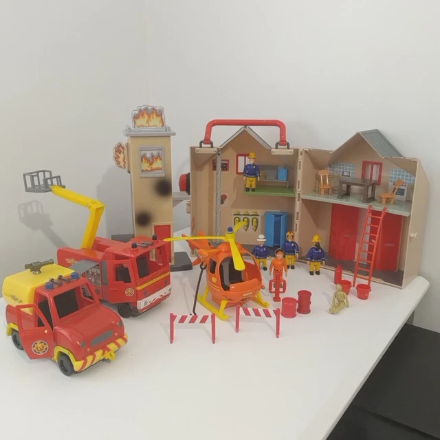 FIREMAN SAM FIRE Station & Training Tower Deluxe Playset, Vehicles ...