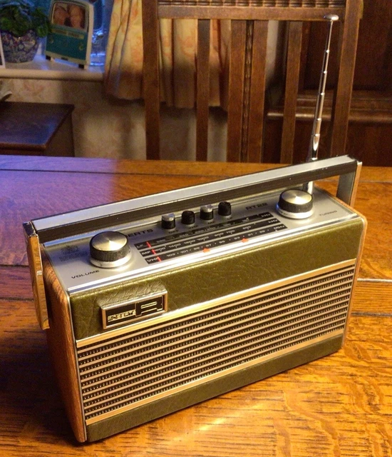 RETRO 1979-1982 ROBERT’S Portable Radio RT22 Turntable Base Green ...