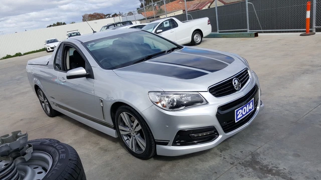 HOLDEN VF COMMODORE Lowndes Stripe Decal Sticker Kit $299.00 - PicClick AU