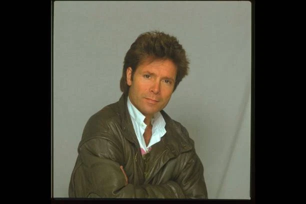 SINGER CLIFF RICHARD circa 1988 Old TV Photo 2 EUR 6,25 - PicClick FR