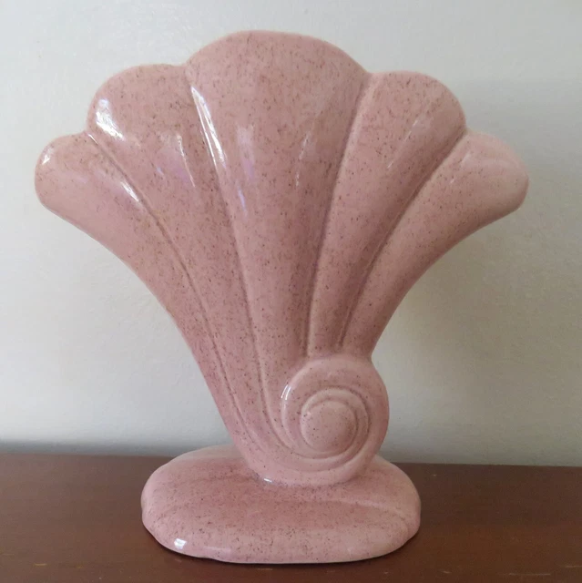 VINTAGE RED WING Pottery FAN SHELL VASE pink speckled 7-1/2" $25.00 ...