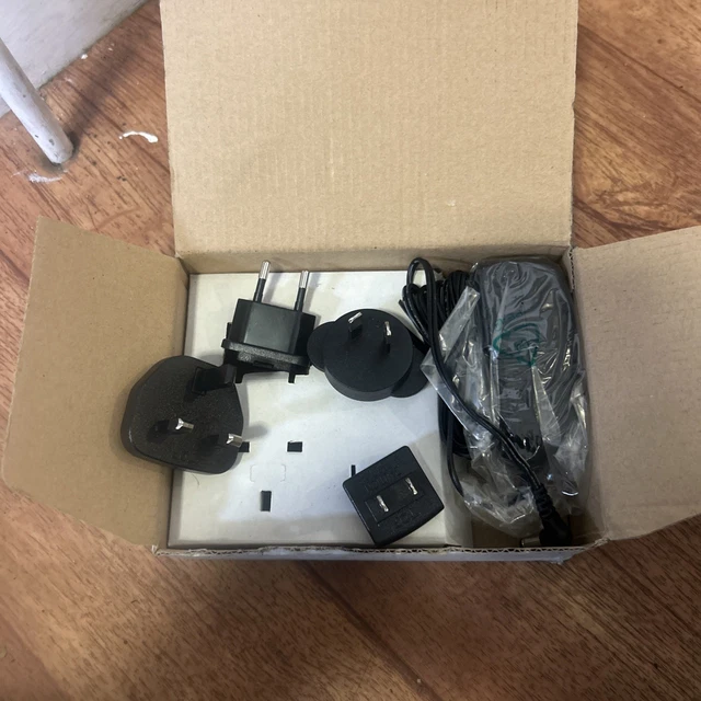 GENUINE POWER PAX P4015 AC Adapter 12V 100-240V eu/ uk plug new pack £ ...