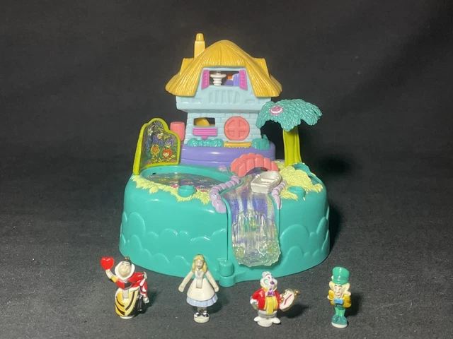 Alice In Wonderland Polly Pocketnull