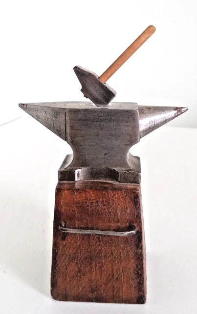 ENCLUME ET MARTEAU miniature objet art ancien Antique anvil and hammer ...