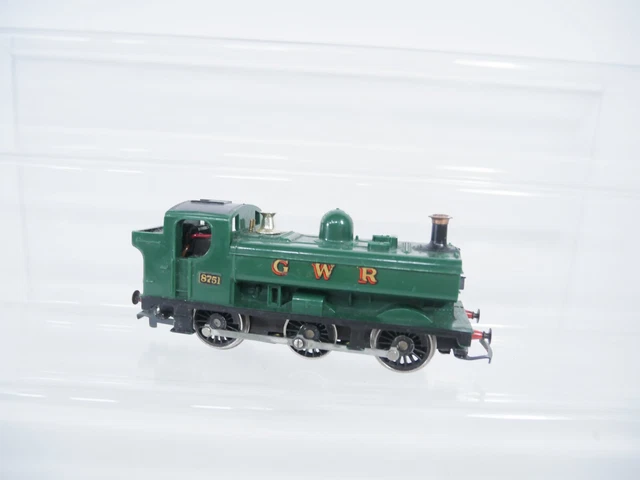 HORNBY OO GAUGE Steam Locomotive GWR 0-6-0 Pannier Tank 8751 EUR 23,41 ...