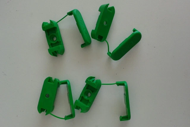 FURSE BOX OF 47 Green Non Metallic DC Clips for Securing 25x3 Tapes to ...