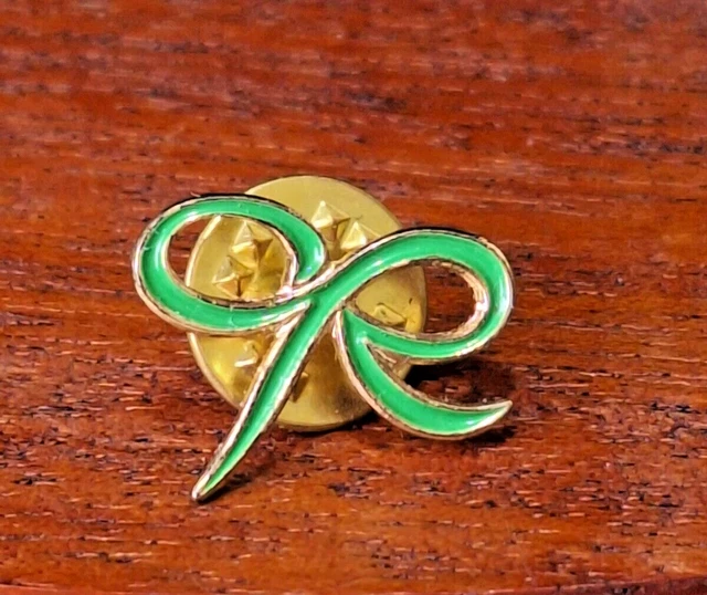 MACMILLAN CHARITY BADGE Lapel Pin Enamel Green Bow £2.95 - PicClick UK