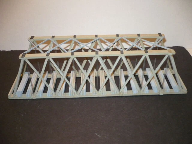 HO SCALE CAMPBELL Scale Model Howe Truss Bridge Assembled EUR 46,87 ...