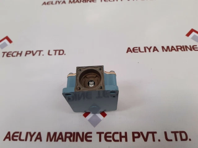 TELEMECANIQUE XCKL115 LIMIT Switch 3a 240v $122.56 - PicClick CA