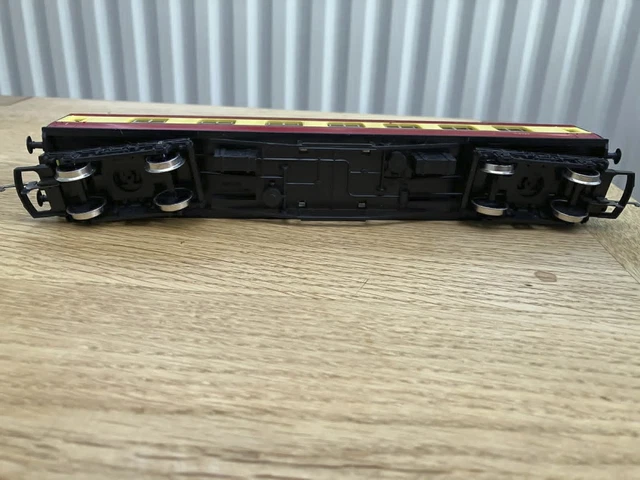 BR COMPOSITE COACH M4329 Crimson Cream OO Gauge Hornby £10.80 - PicClick UK
