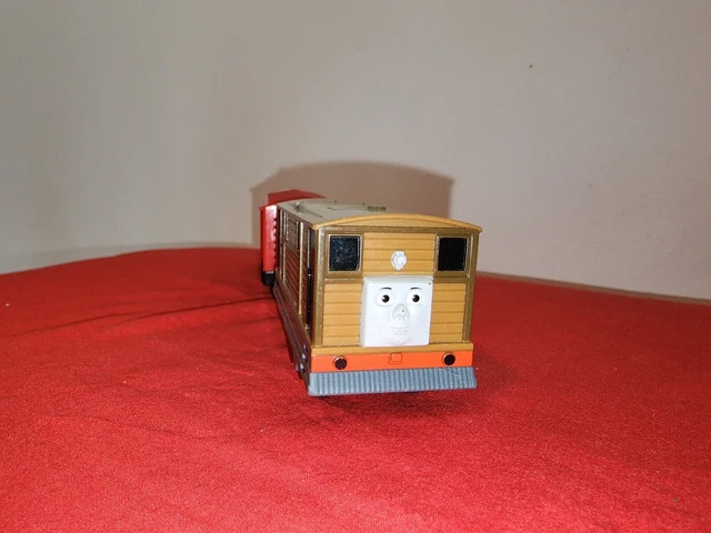 THOMAS & FRIENDS Trackmaster Motorized Railway Train TALKING TOBY & BOX ...