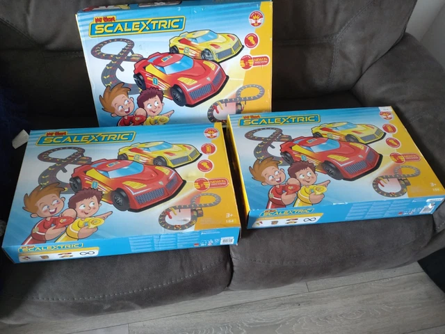 MY FIRST SCALEXTRIC G1154m Battery Powered Slot Car Race Set - Analogue ...