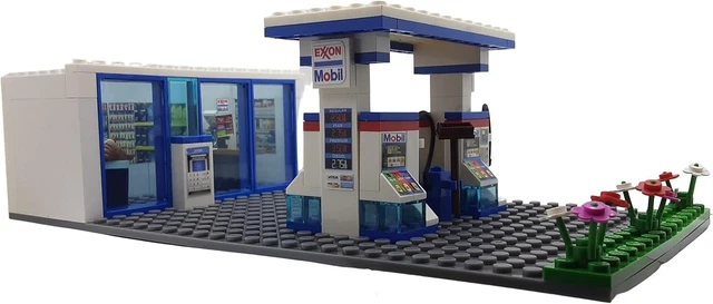 BUILDING BRICKS MOC Gas Station~Convenience Store~4 Pumps~Compatible ...