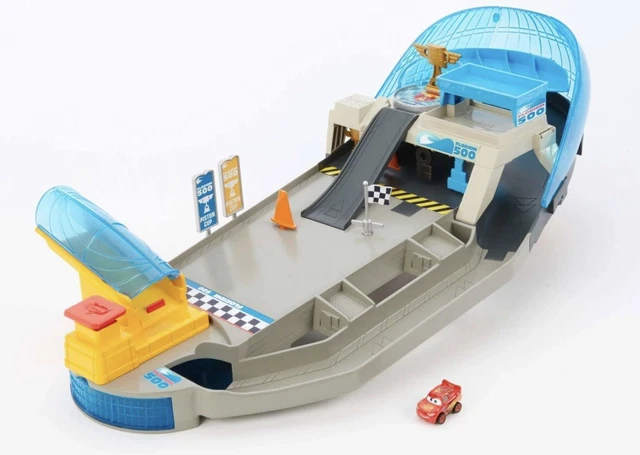 DISNEY PIXAR CARS Mini Racers Rollin’ Raceway Play Set - Speed Launcher ...