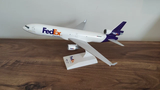 FEDEX EXPRESS MCDONNELL Douglas MD-11 Aircraft Model N595FE 1:200 Scale ...