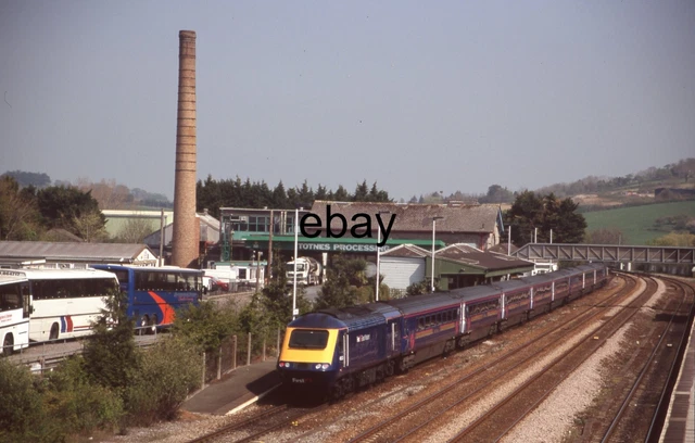 35MM RAILWAY SLIDE - HST Class 43. 43023 @ Totnes £2.75 - PicClick UK