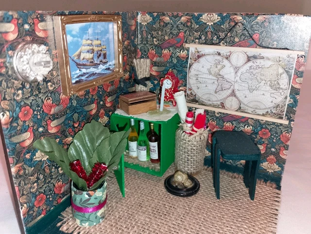 MINIATURE ARTISAN STYLE Wooden Room Display "Victorian Quest" Diorama ...