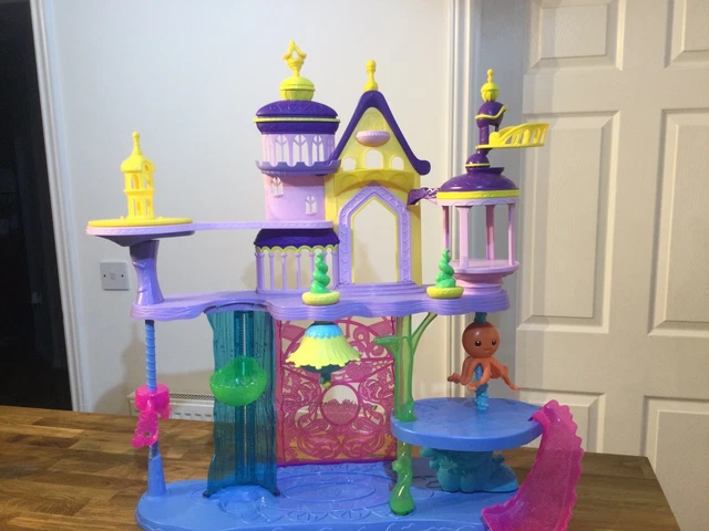 MY LITTLE PONY Canterlot And Seaquestria Castle Play set £25.00 ...