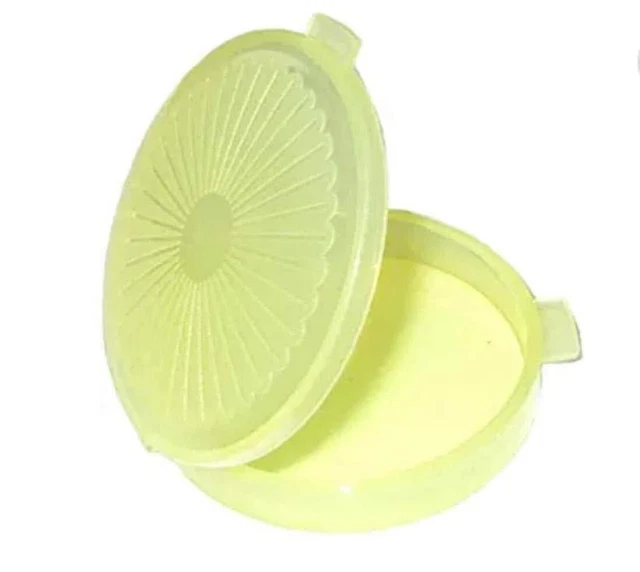 TUPPERWARE CLAMSHELL PILL Tablet Keeper Round Pocket Hinged Container ...